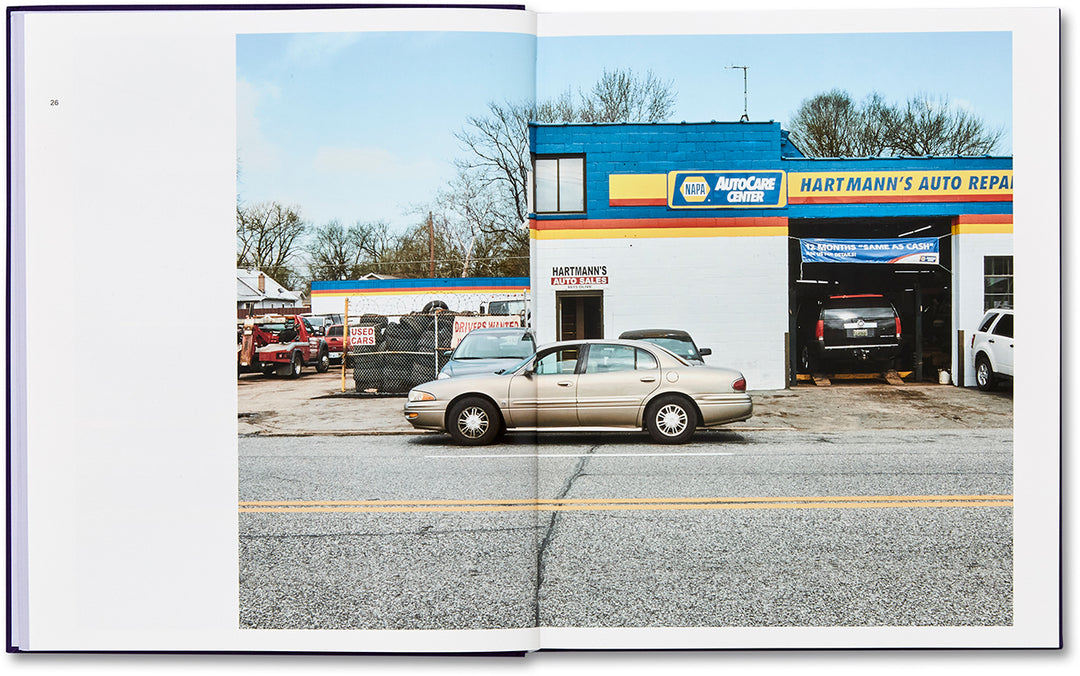 But Still, It Turns - Paul Graham (ed.) – MACK